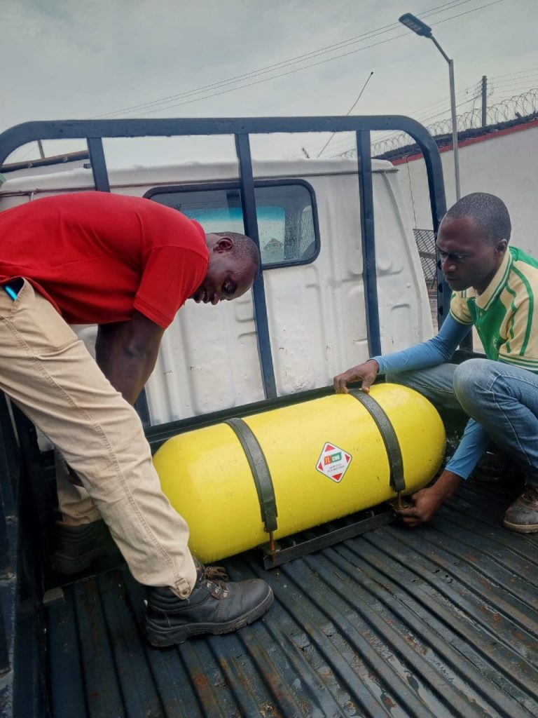 Nigeria launches N10 billion credit scheme for CNG vehicle conversions ...