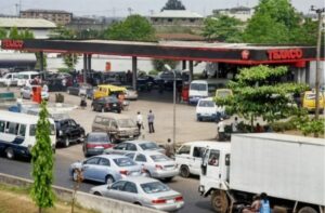 Oil price surge tests Nigeria’s post-subsidy model - Businessday NG
